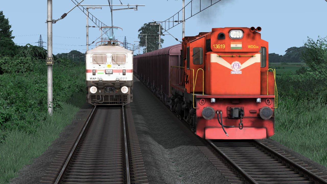 WAP7 Push Pull Mumbai Pune Intercity Express displays Exceptional ...