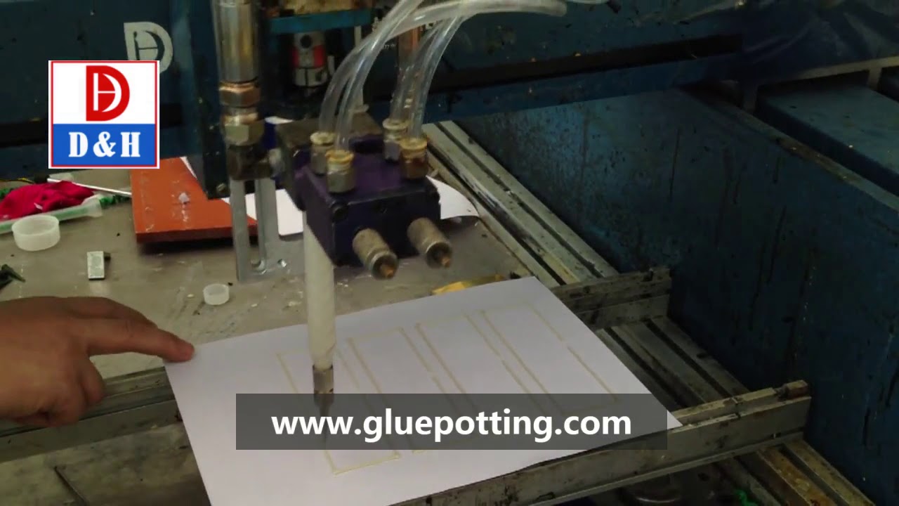 glue potting machine for air filter - YouTube