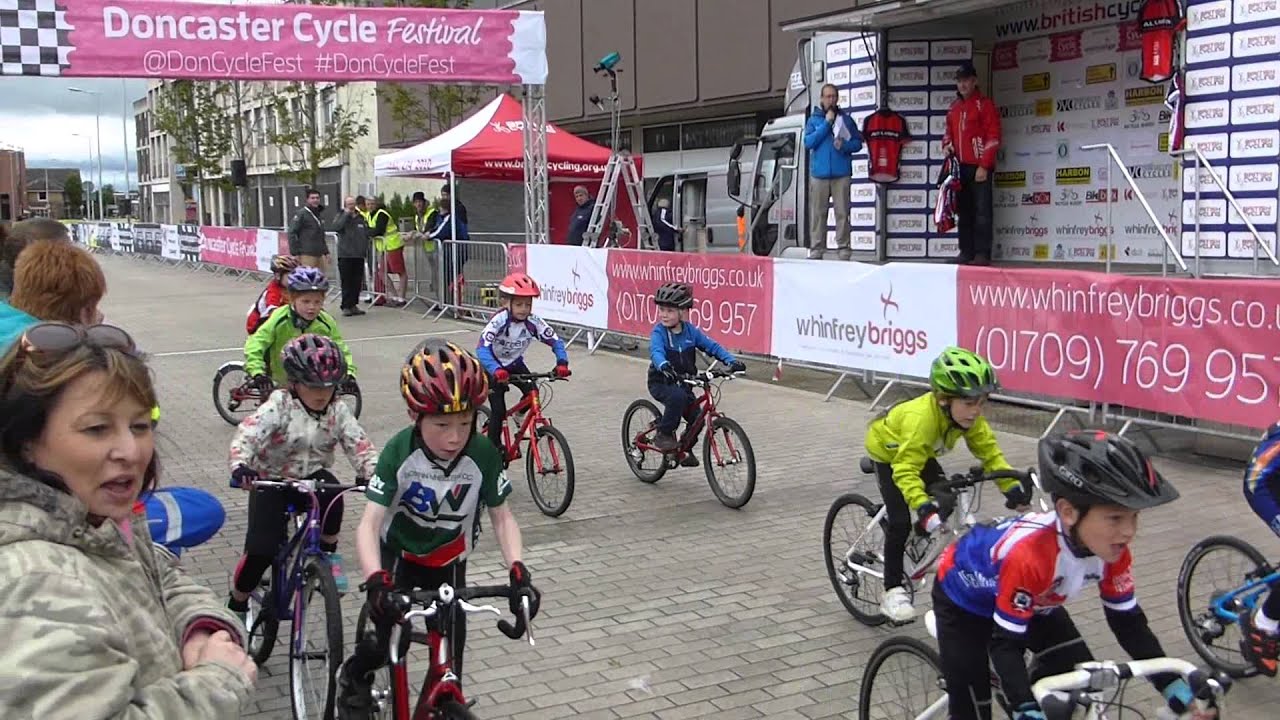 Doncaster Cycle Festival 2015 (1) - 31.05.15 - YouTube