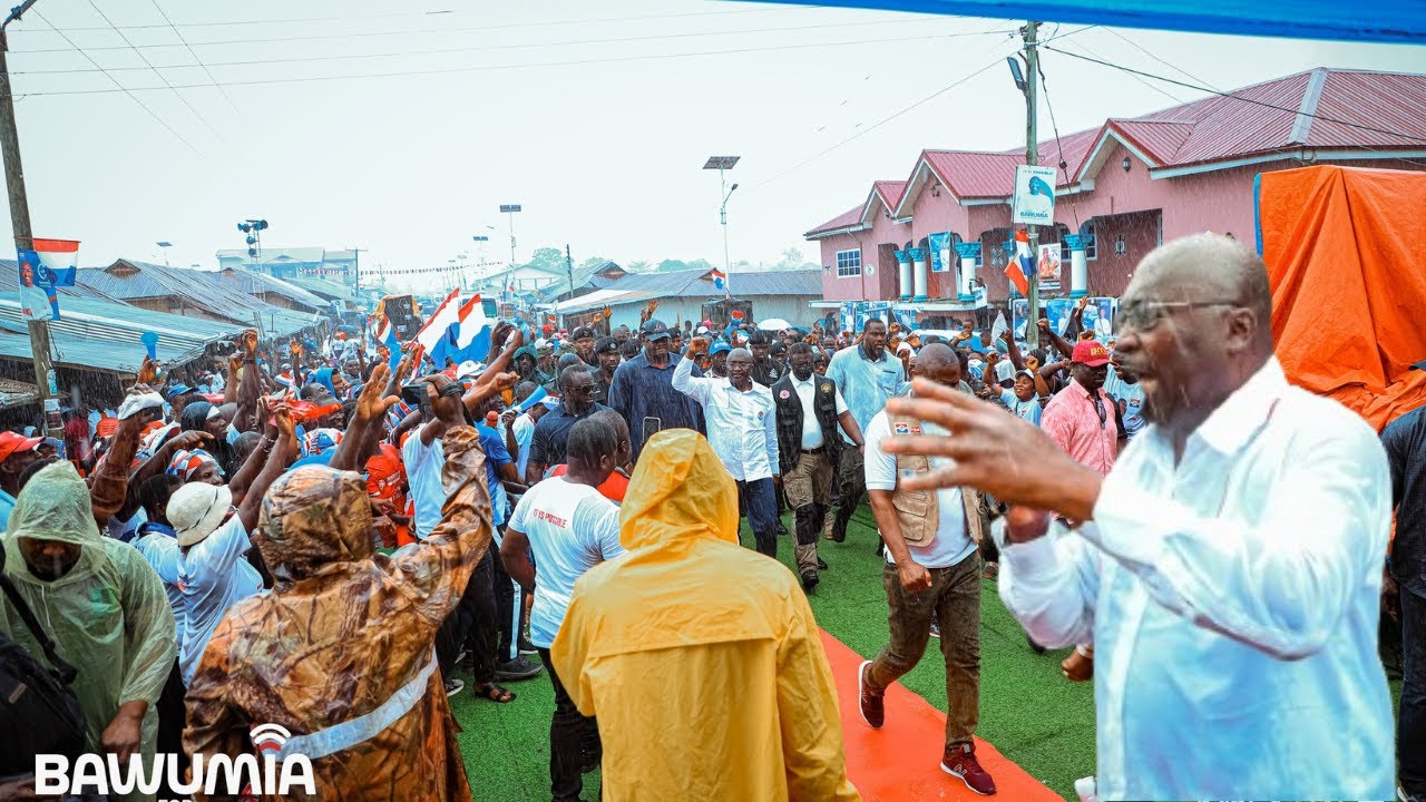 Unstoppable! Dr. Bawumia Campaigns Through Heavy Rain to Inspire Voters ...