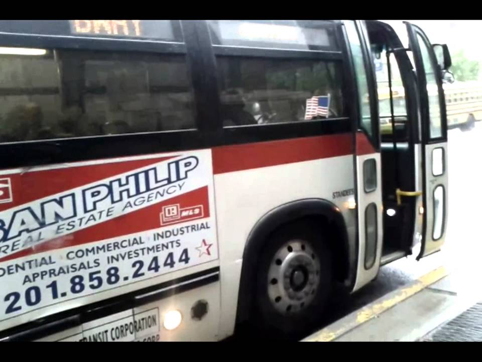 Broadway IBOA NovaBus RTS 30ft 2564 Route PathMart - YouTube