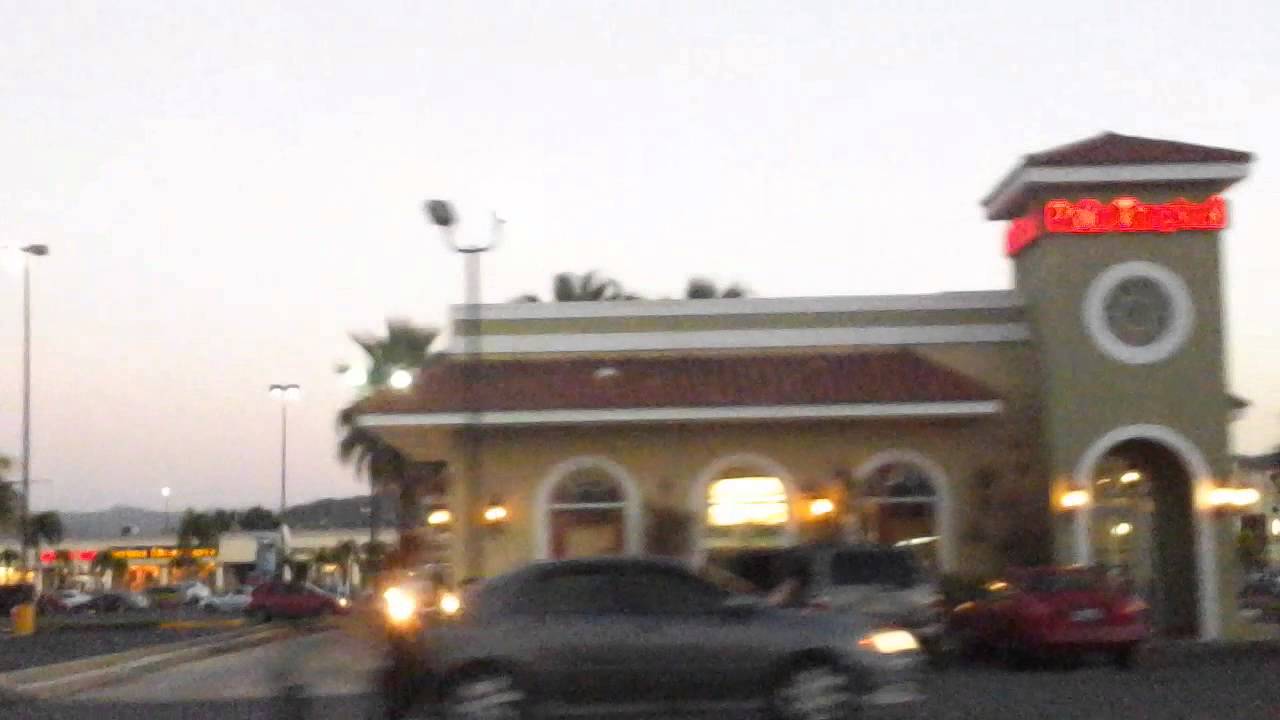 Plaza Los Colobos,Carolina, Puerto Rico - YouTube