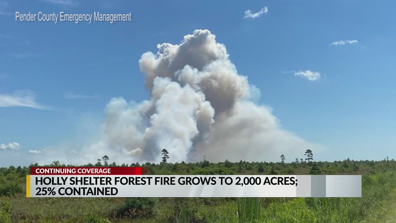Crews continue work on Pender Co. fire, now 25% contained - YouTube