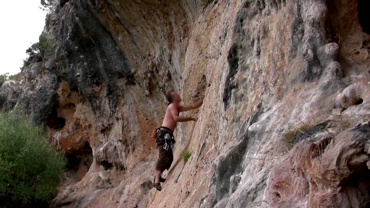 Mallorca Deep Water Soloing / Psicobloc & Climbing - YouTube