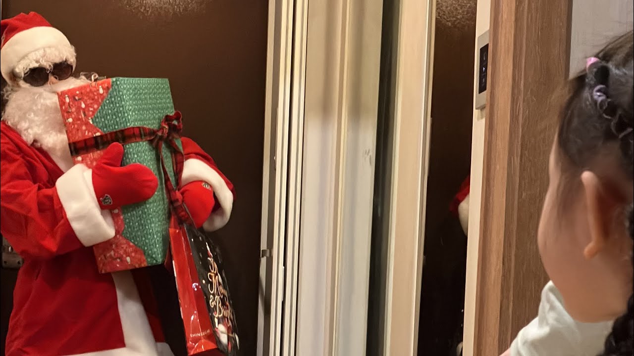 산타는 돌아오는거야 Santa is Back! - YouTube