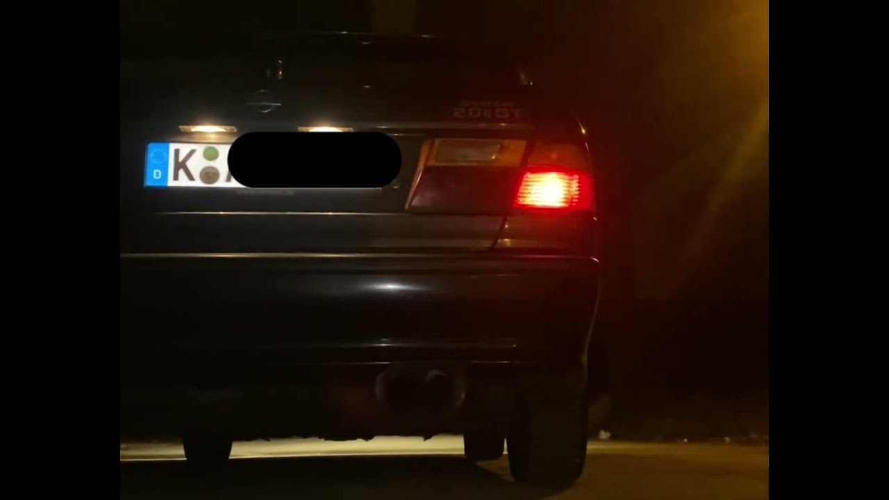 Nissan Primera eGT (P10) Revving Sound - YouTube