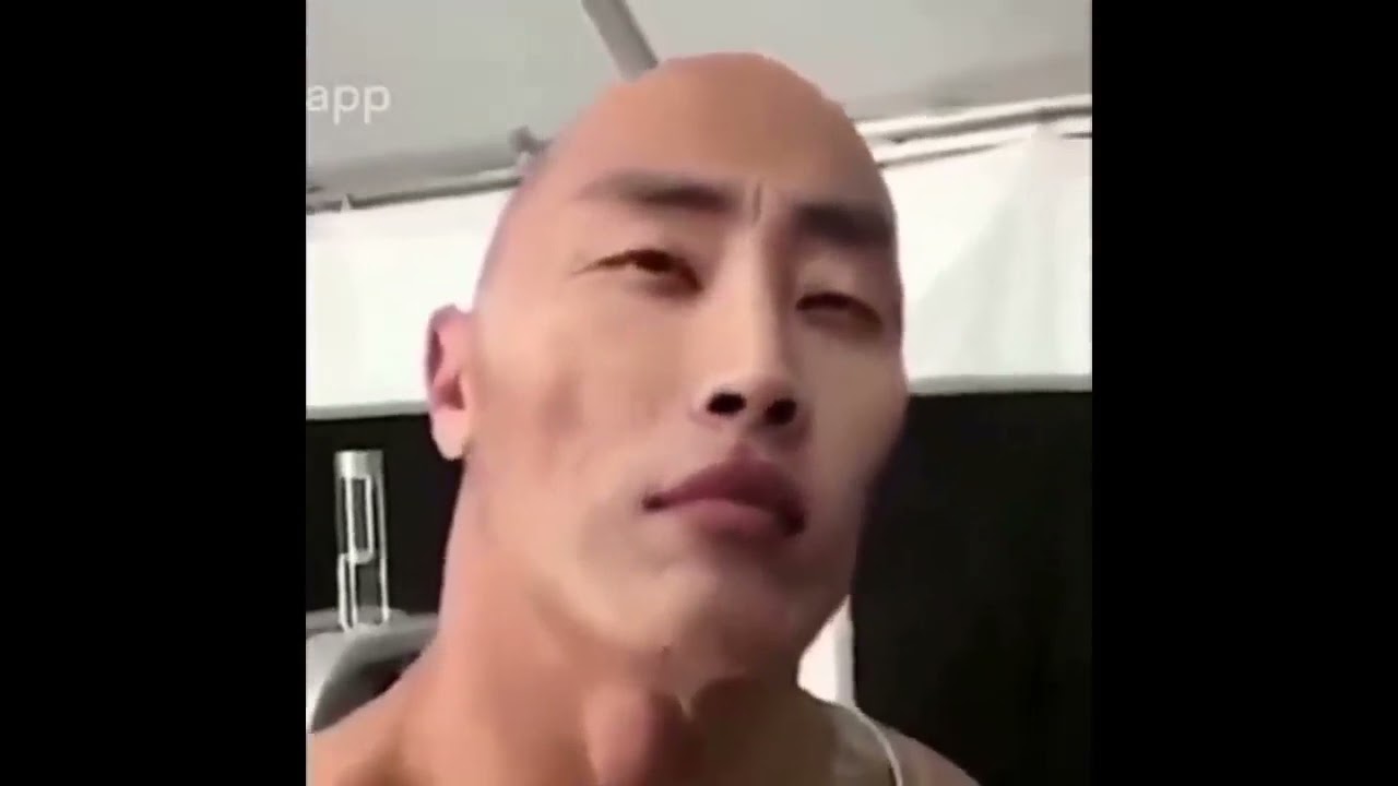 La roca levantando la ceja version china - YouTube