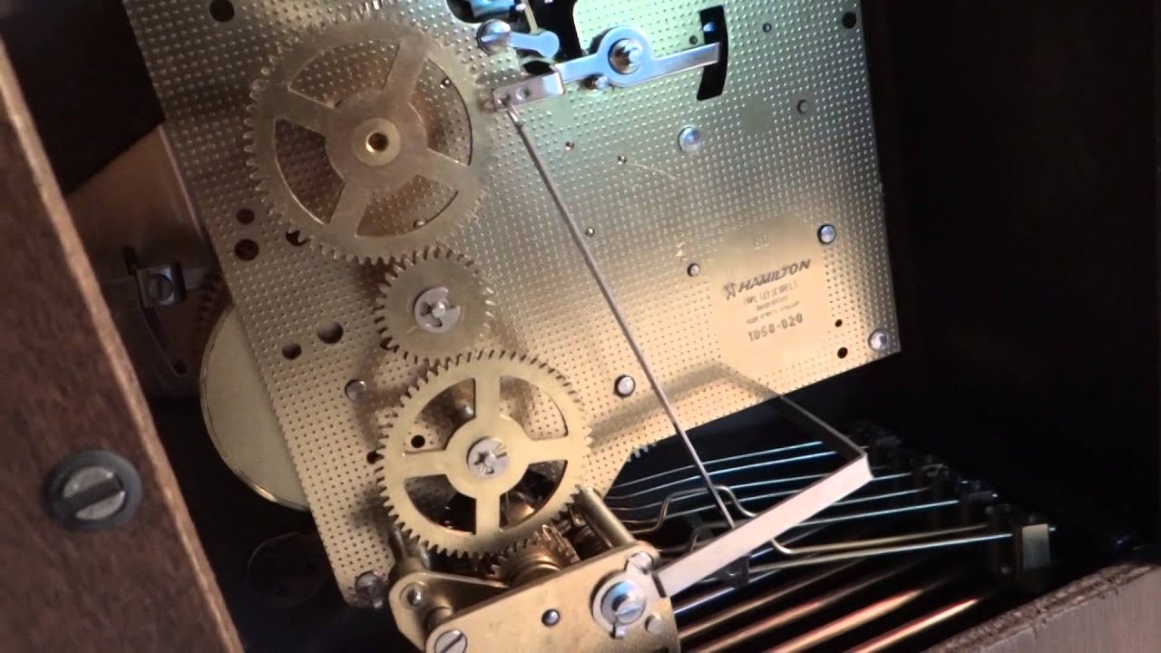Demo Hamilton Triple Chime Bracket Mantle Clock - YouTube