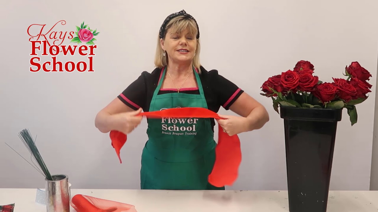 How to make a Luxury Red Bow - YouTube