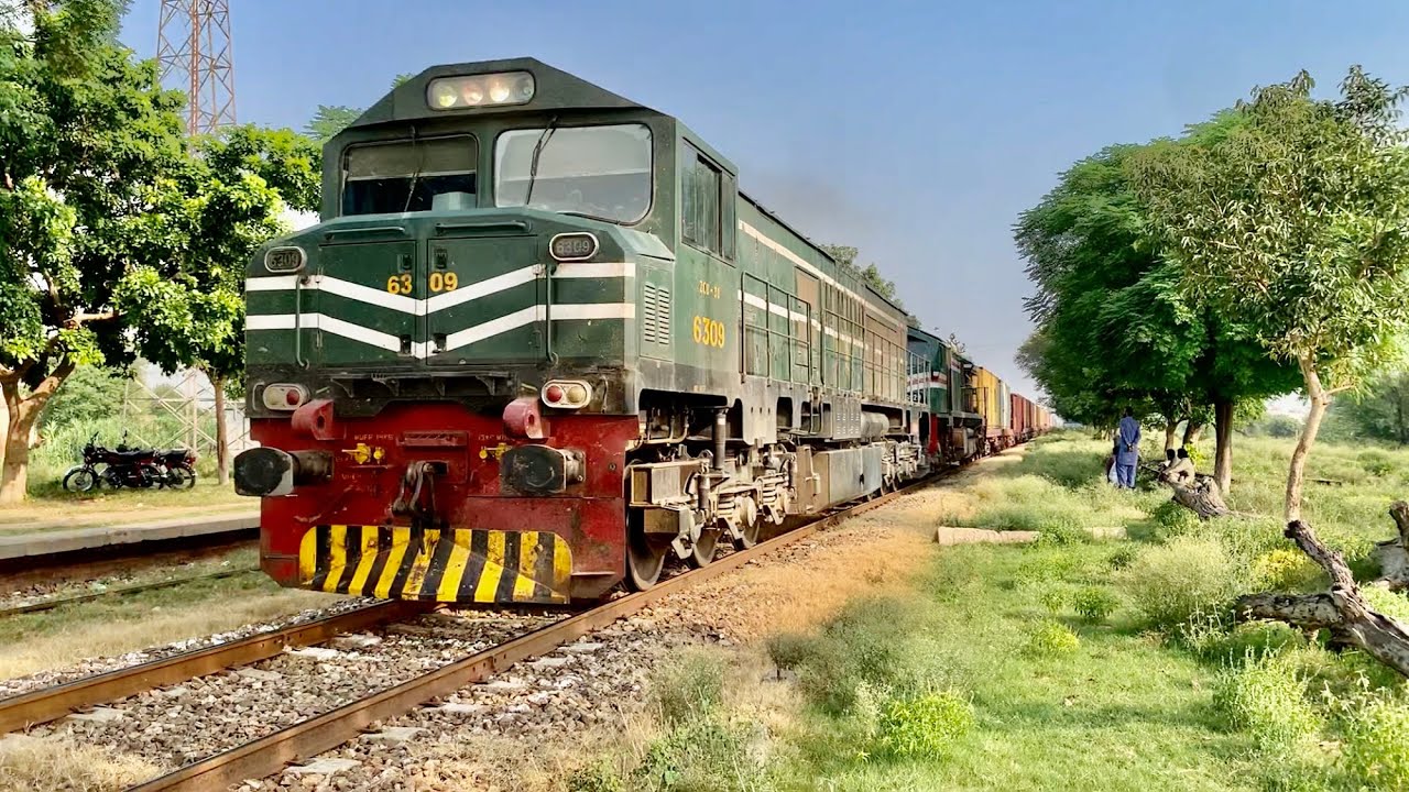 Chasing the Rails: Capturing Pakistan’s Fastest Trains at Chak Pirana # ...