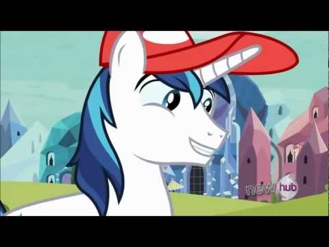 Ms. Peachbottom Flirts with Shining Armor - Games Ponies Play