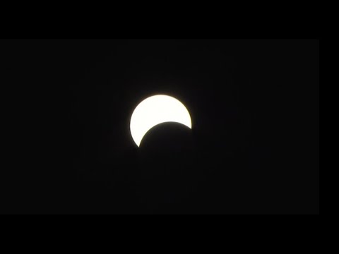 Watch: Timelapse of total solar eclipse over Houlton, Maine - YouTube