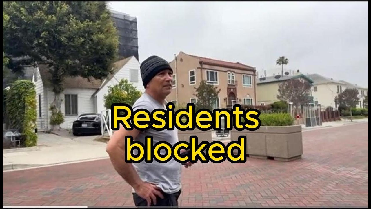 Residents mad blocked from home - YouTube