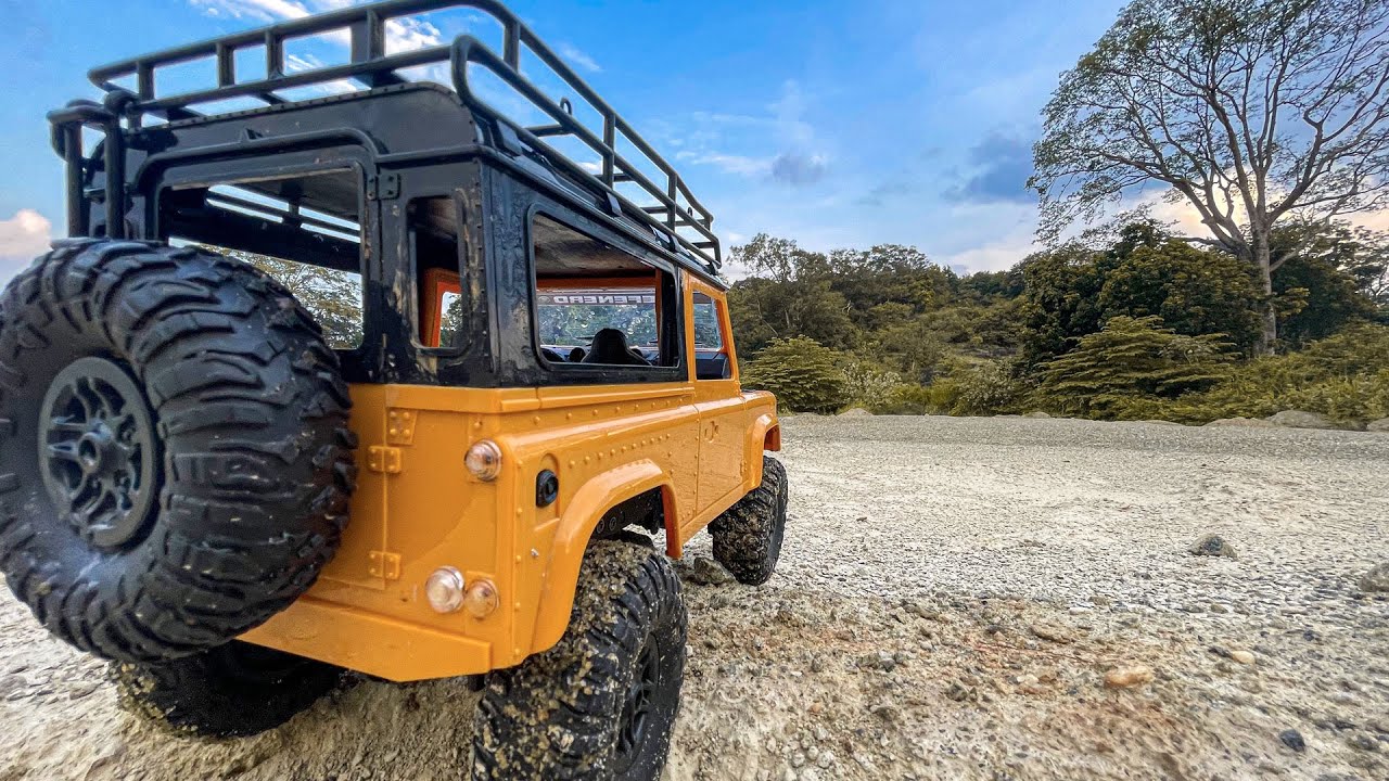 Defender D90 4X4 Rock Crawler Off Road Performance | Epic RC - YouTube