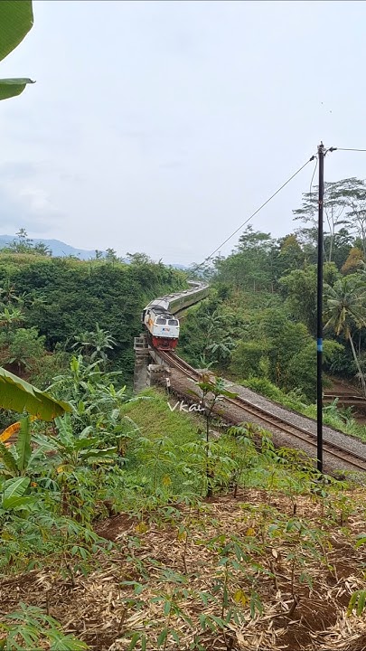 Ka pangandaran di jembatan penuh mistis - YouTube
