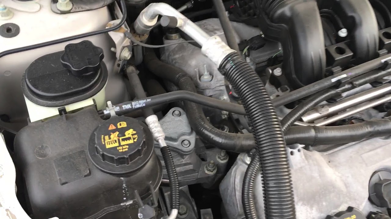 2011 Ford Taurus 3.5L Duratec V6 - Idling - YouTube
