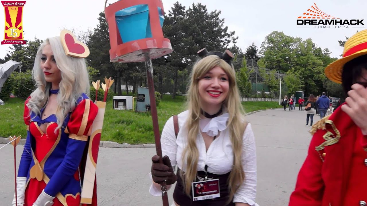 DreamHack Bucharest 2014 Cosplay Showcase - YouTube