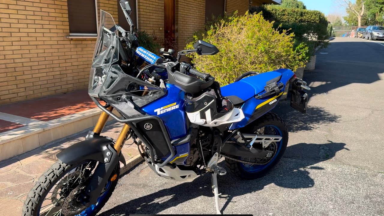 Montaggio copri catena Yamaha tenere 700 World Raid - YouTube