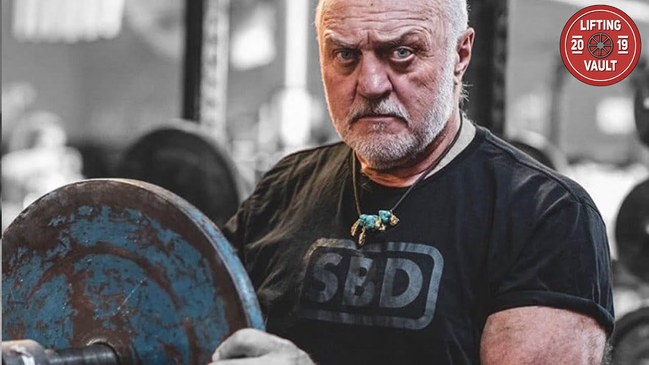 This Strongman Benched 300 kg In The IPF - YouTube