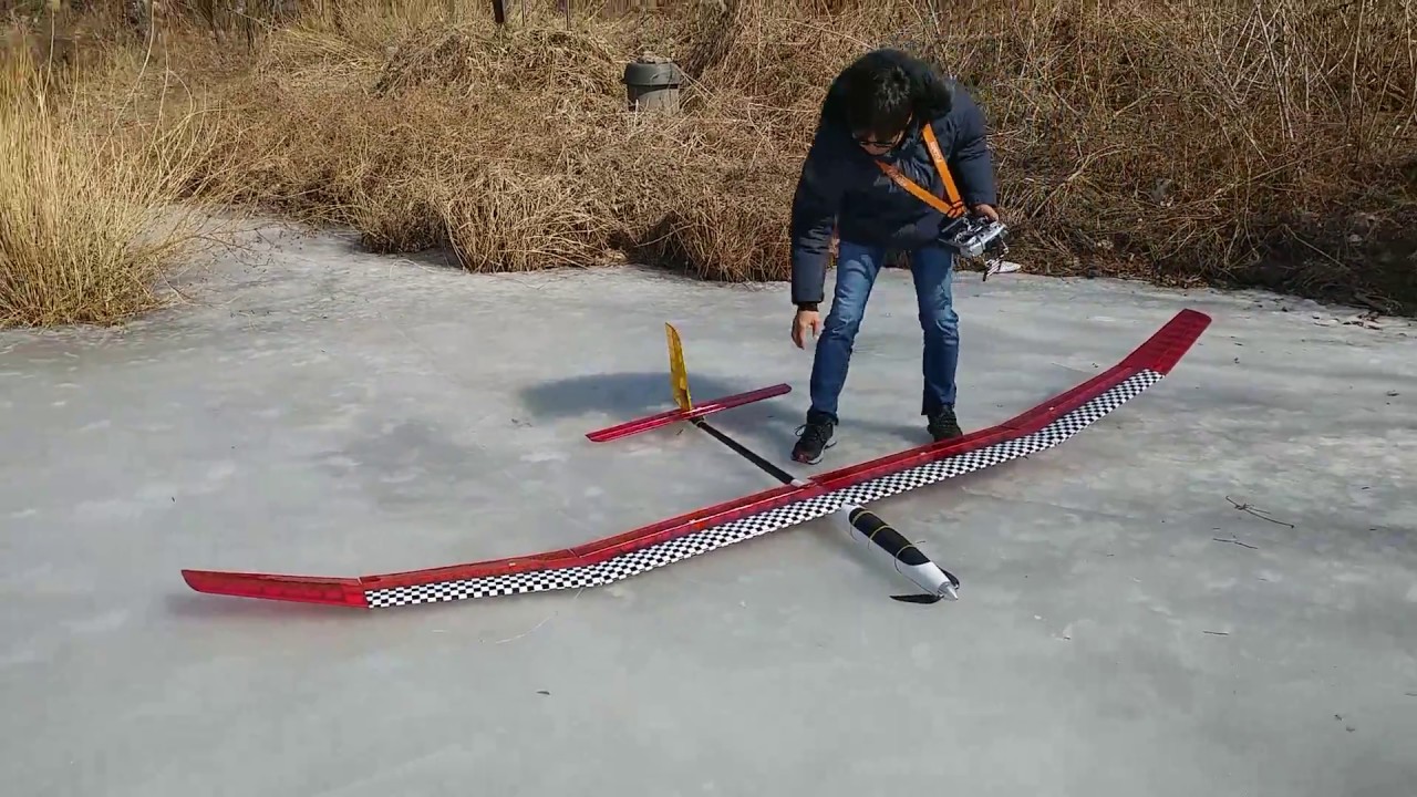 Hobbyking AETHER 3.7M ICE-flight! - YouTube