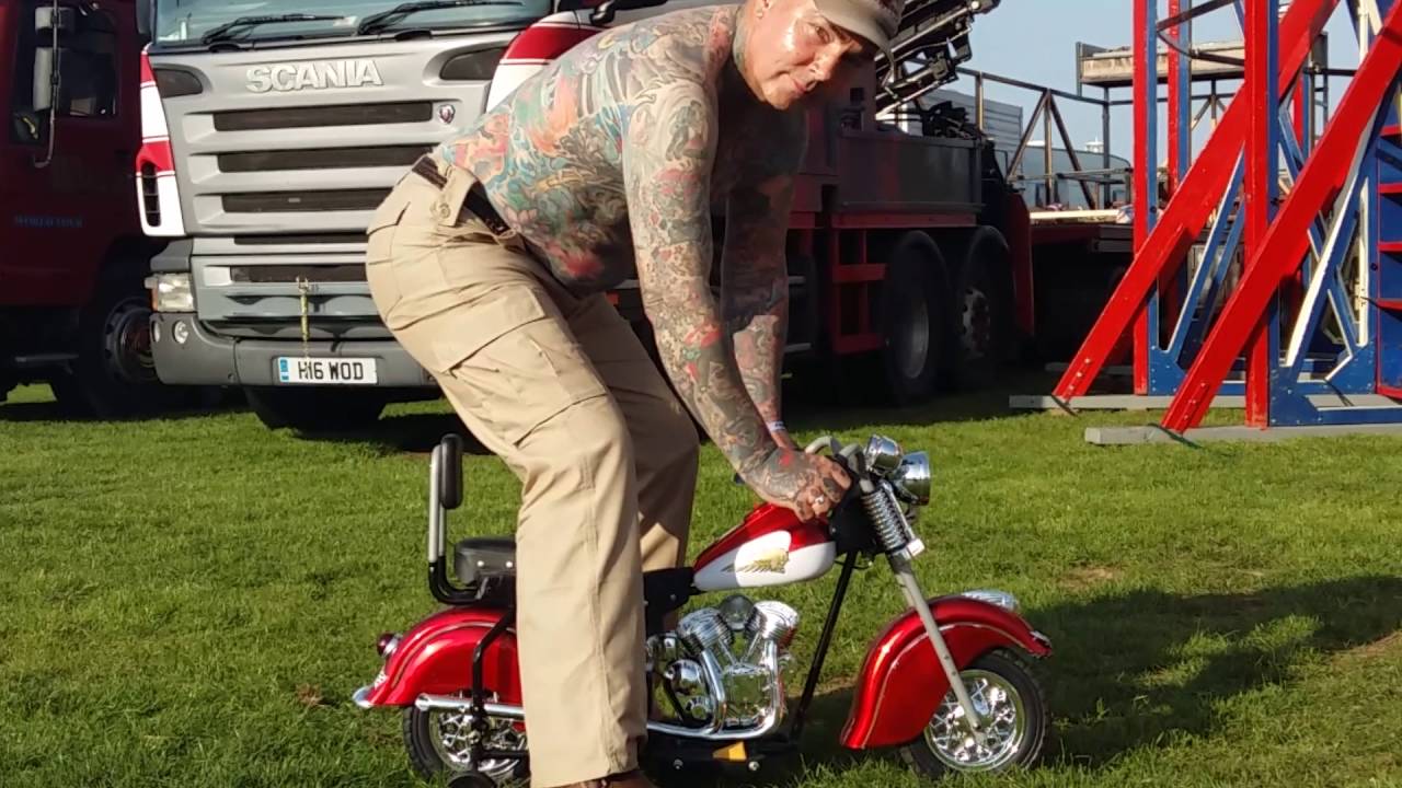 Little Indian motorcycle big noise - YouTube