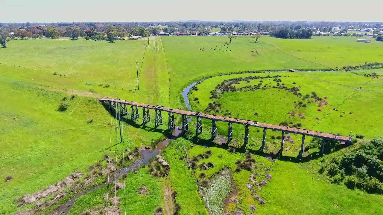 DJI P4 Hamilton Railway Bridge - YouTube