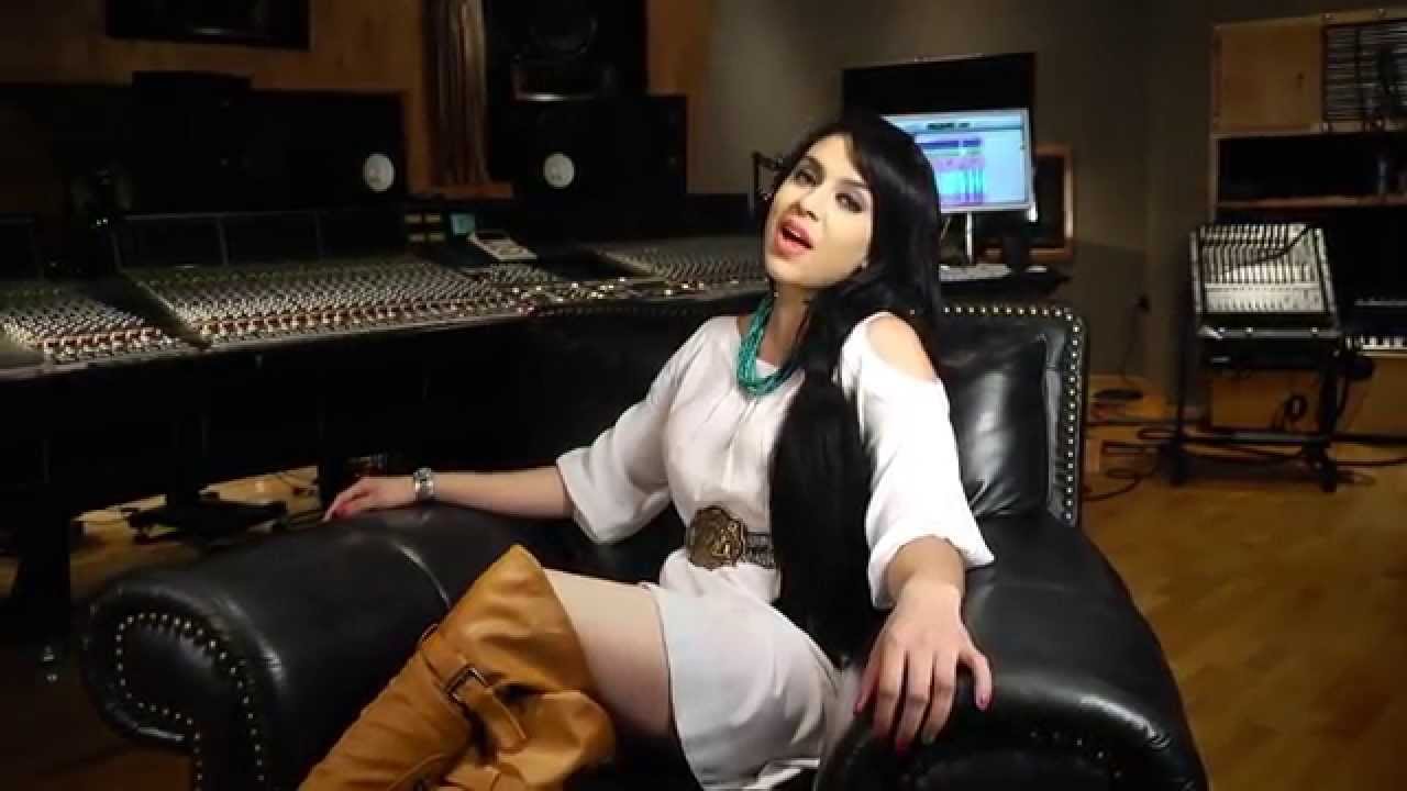 Natajja - Sharing The Night Together (Compartir La Noche Juntos) - YouTube