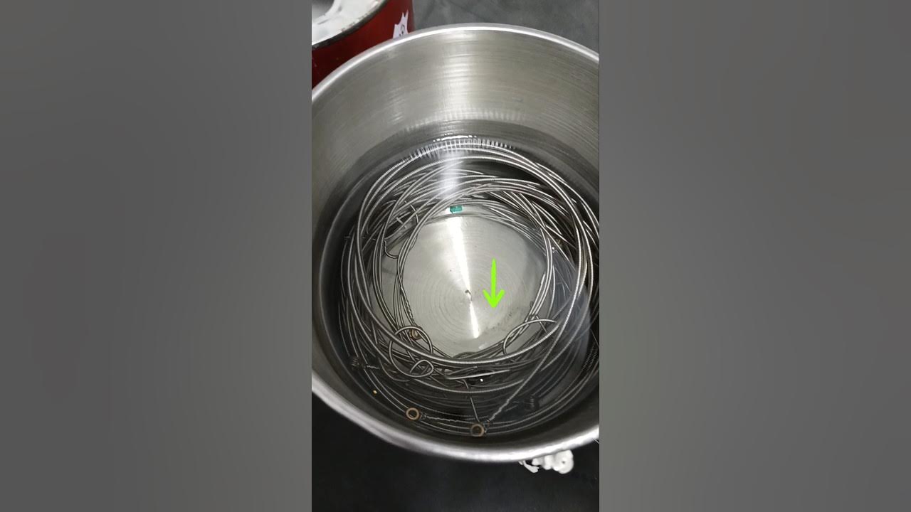 This is How To Properly Clean/Restore Your Bass Strings - YouTube