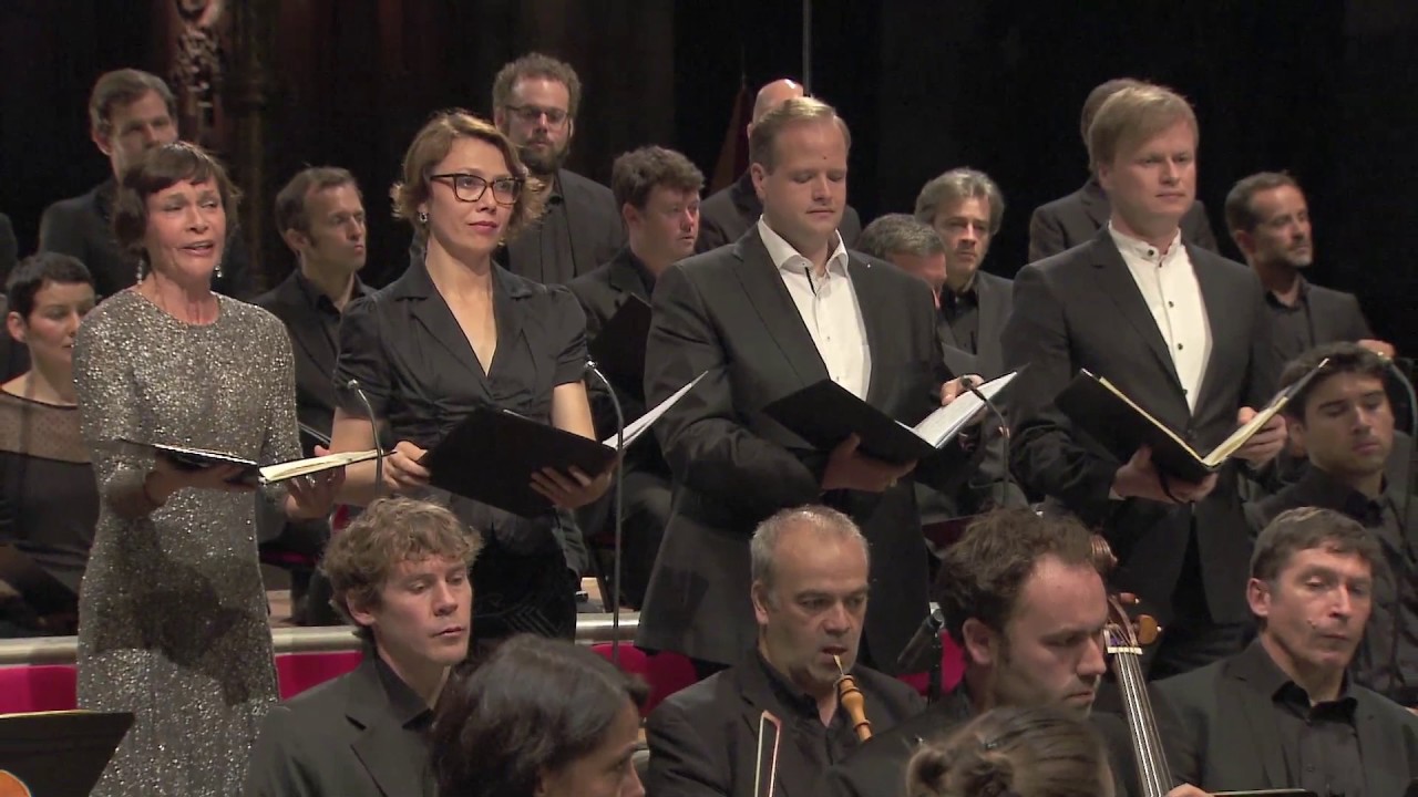 Mozart Coronation Mass K317 'Agnus Dei' (Sandrine Piau, Laurence ...