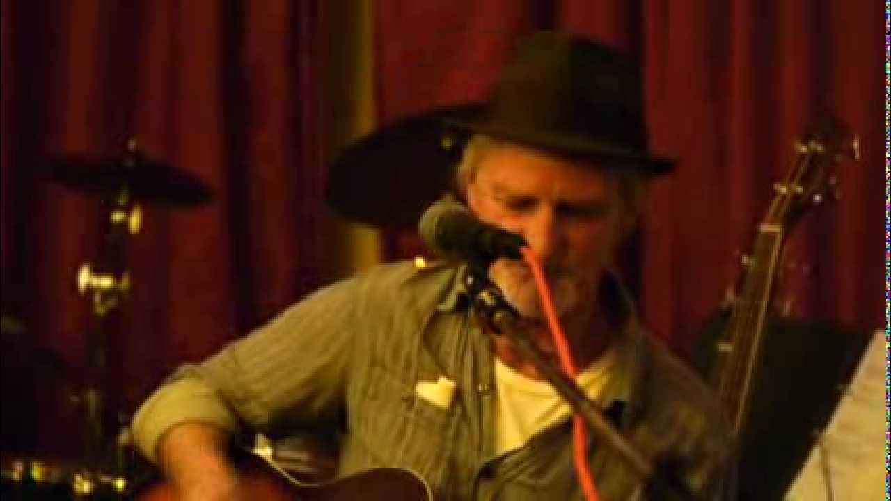 Steve Ingrey & Harmonica Dave at St Harmonica's - YouTube