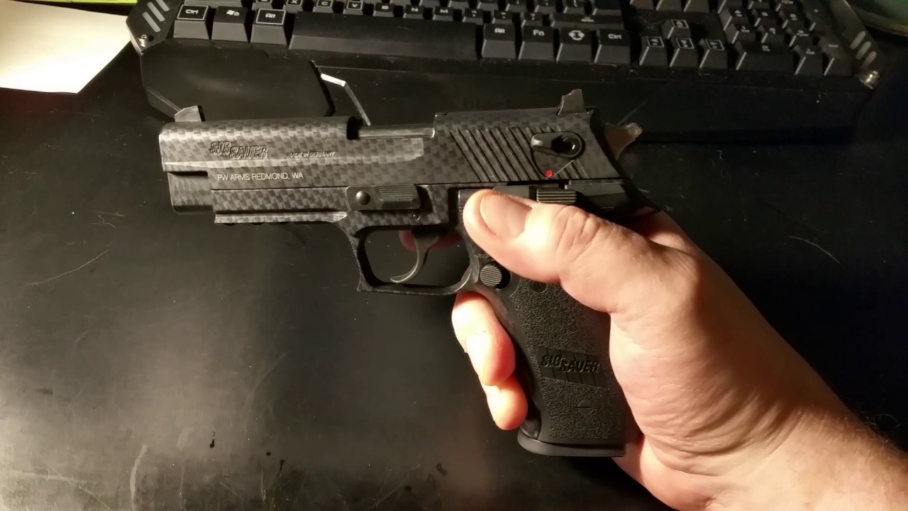 Sig Sauer Weapon Fail - YouTube