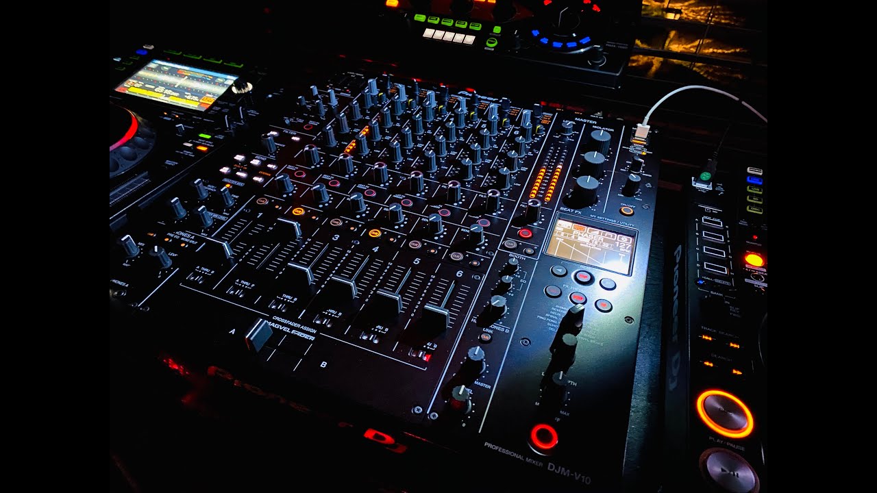 Zhenya M - Deep House Mix May 4th' 20, Pioneer CDJ 2000 NXS2, DJM V10 ...