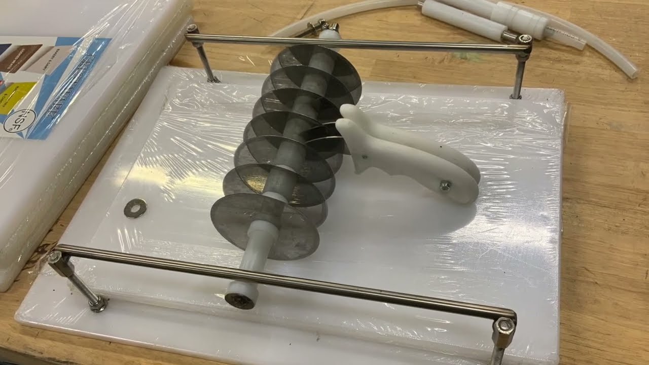 UCAT TechTuesday - Custom Breadstick Cutter - YouTube