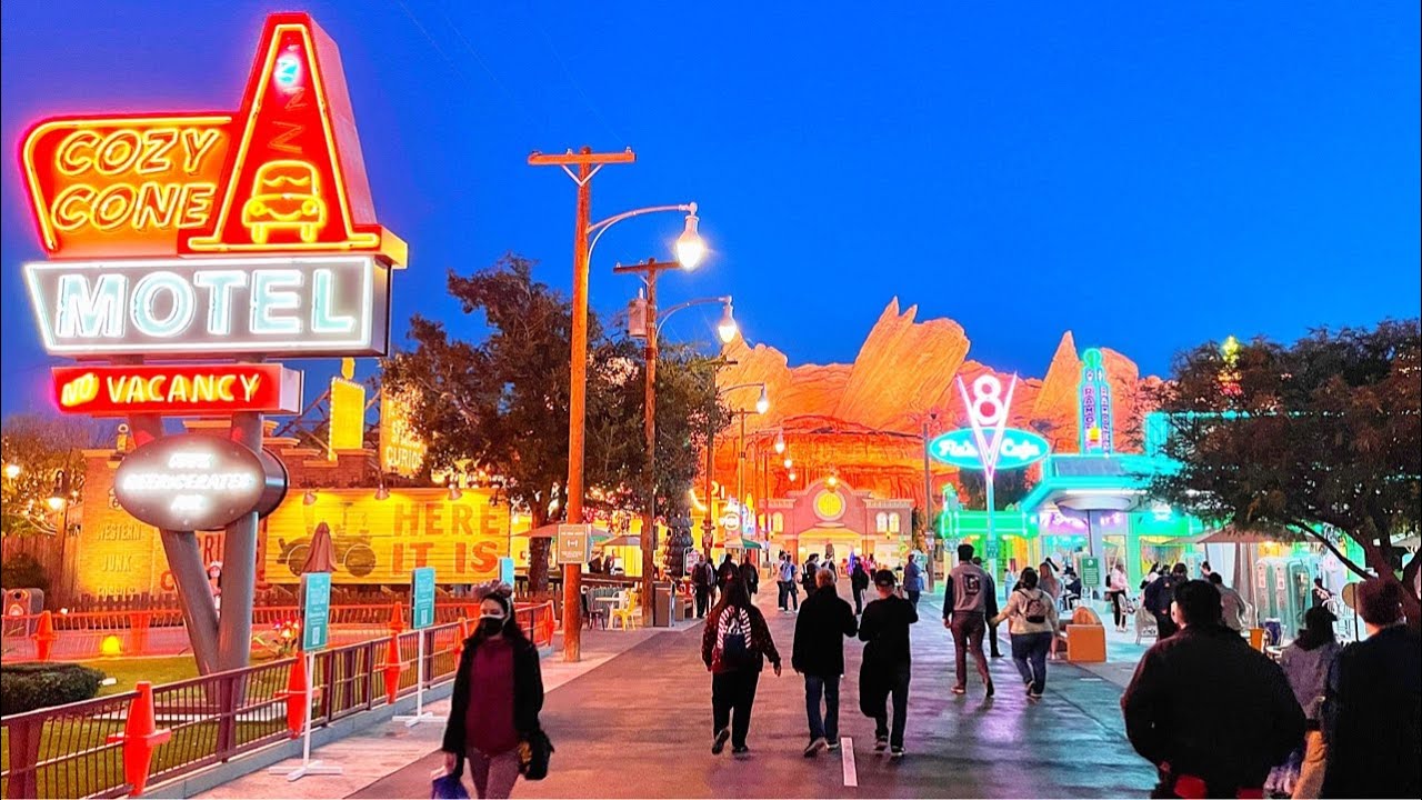 🔴 LIVE Saturday Night At Disneyland! Fireworks, World Of Color, Rides ...