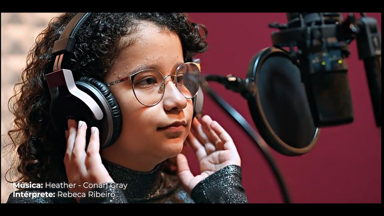Rebeca Cassiano Ribeiro | Canta: Heather (Cover - Conan Gray) - YouTube