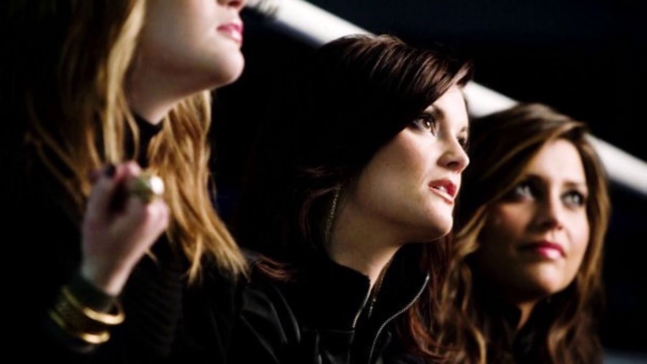 BarlowGirl - One More Round (With lyrics) - YouTube