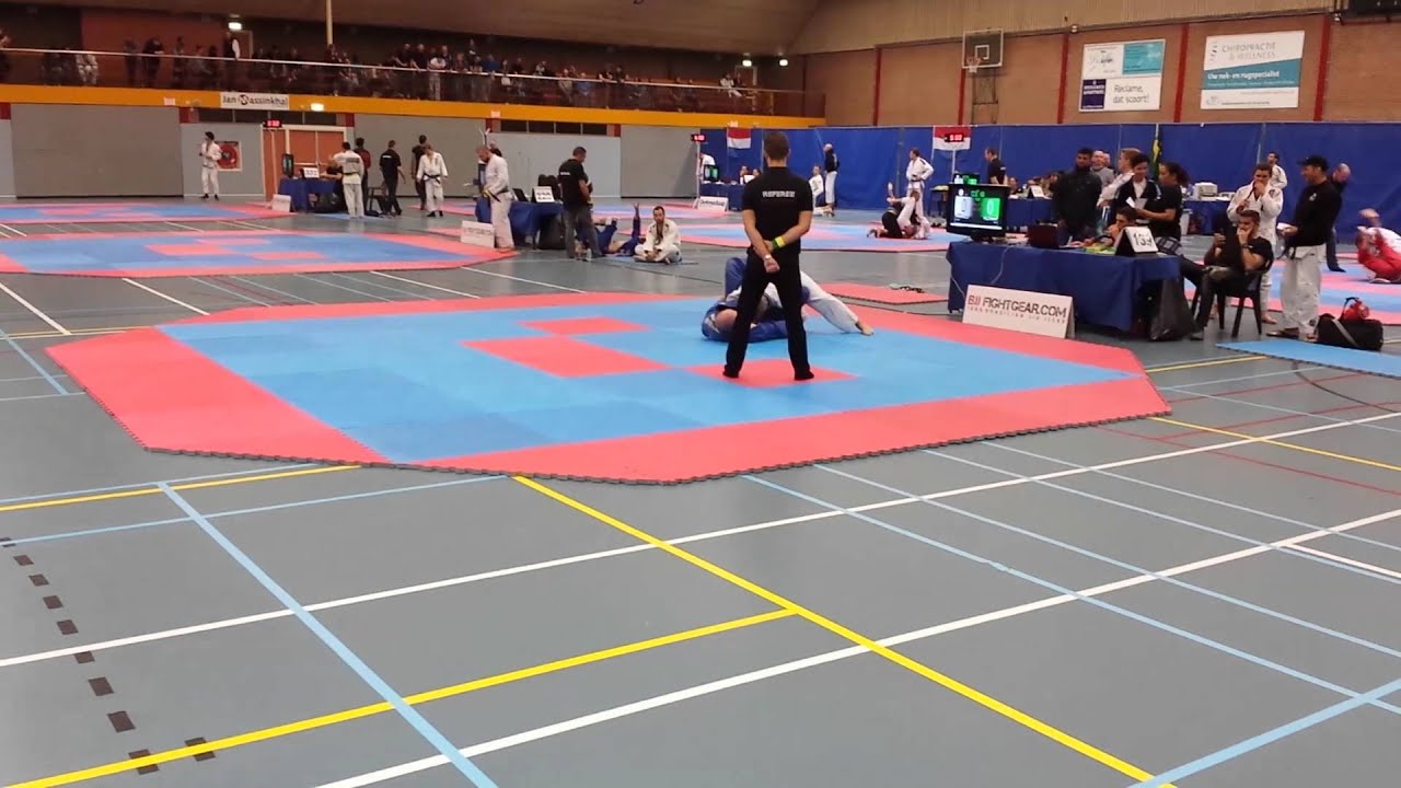 BJJ Dutch Open 2014 Ultra Heavy Weight Finals - YouTube