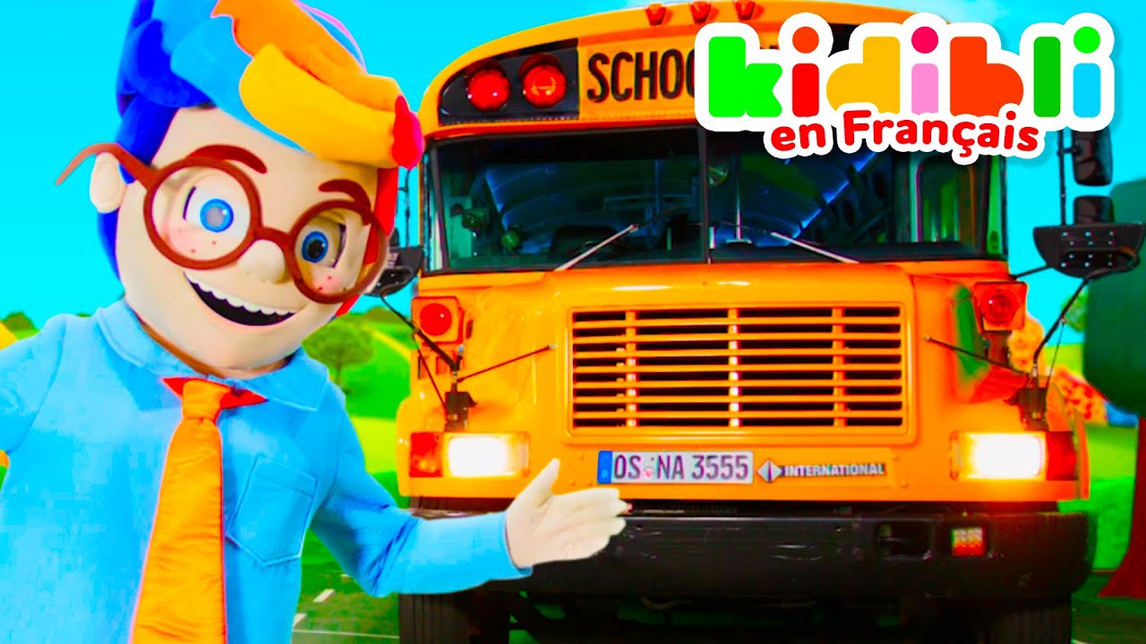 🚌 Les enfants jouent avec un vrai bus 🎒🧒 Les enfants font semblant de ...