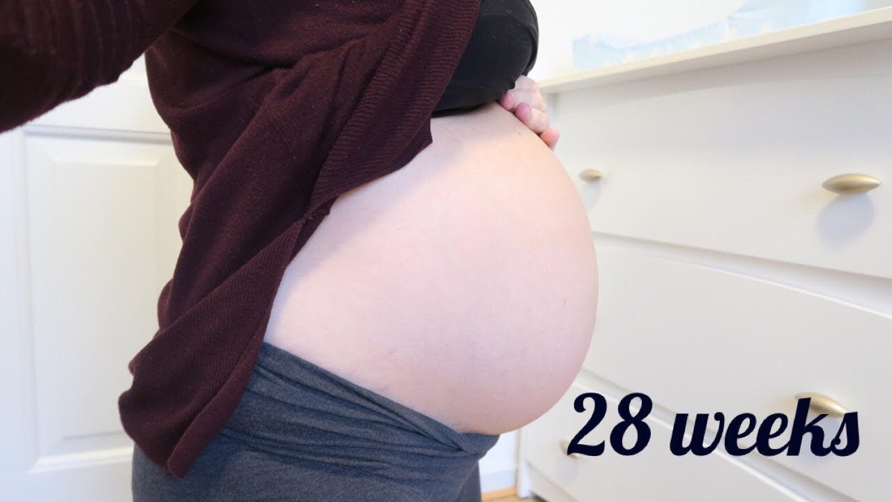 28 WEEKS PREGNANT & BELLY SHOT | Third Trimester! - YouTube