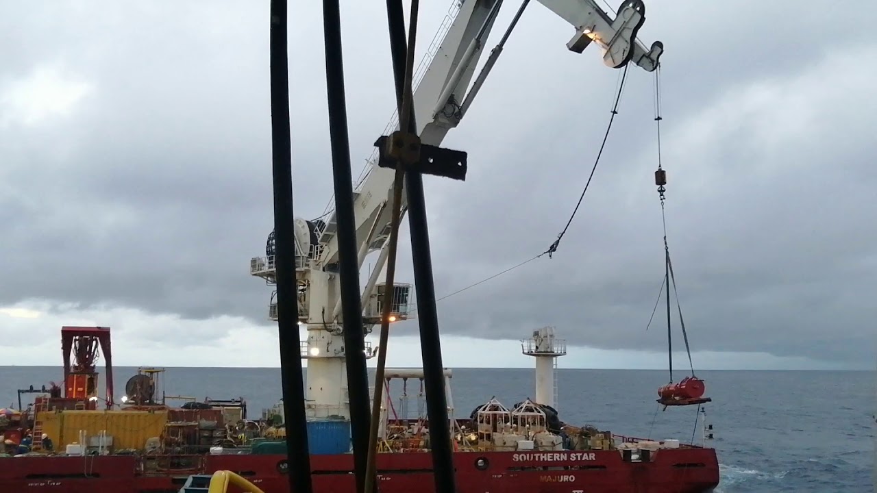 Offshore Supply Vessel Transfer Cargo with Southern Star - YouTube
