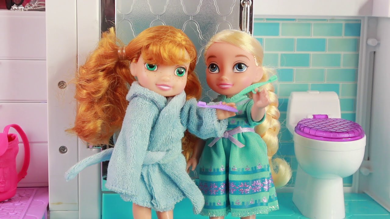 Elsa and Anna Routine - YouTube