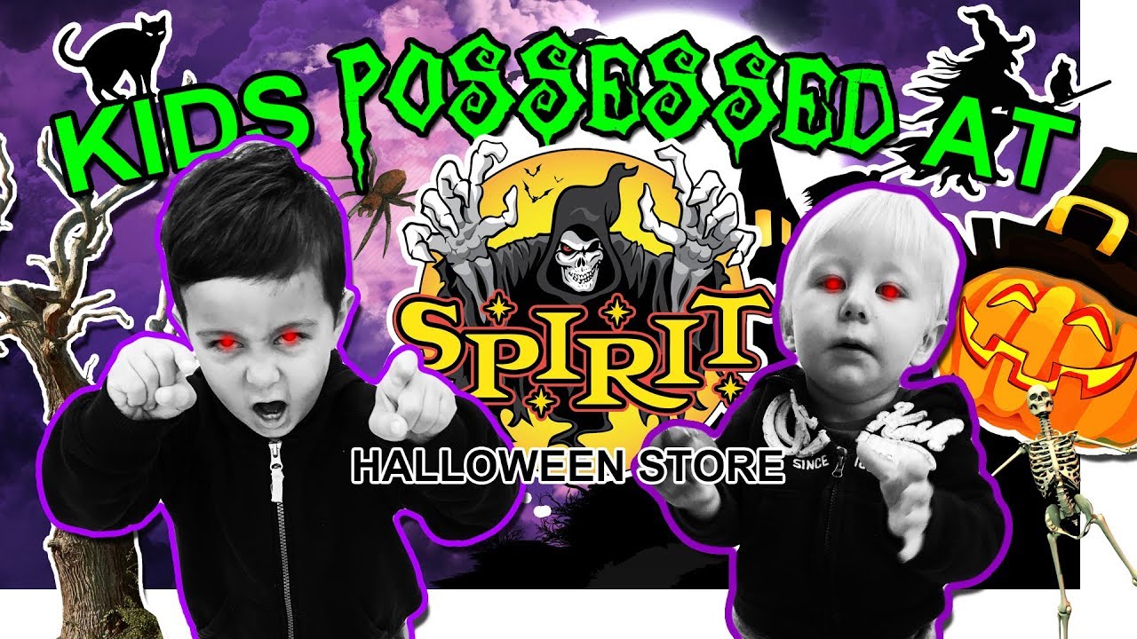 KIDS POSSESSED AT SPIRIT HALLOWEEN STORE - YouTube