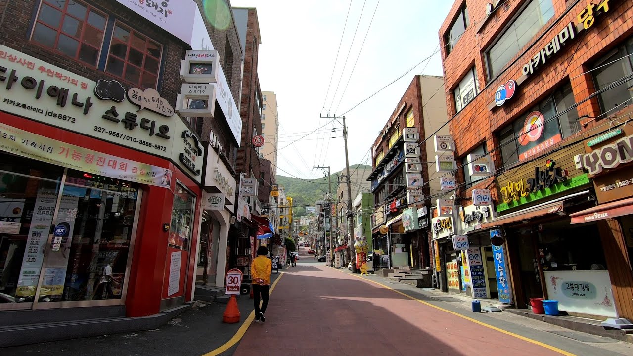 Busan city Naengjeong main street Walking view,함 보자//부산 냉정 main street ...