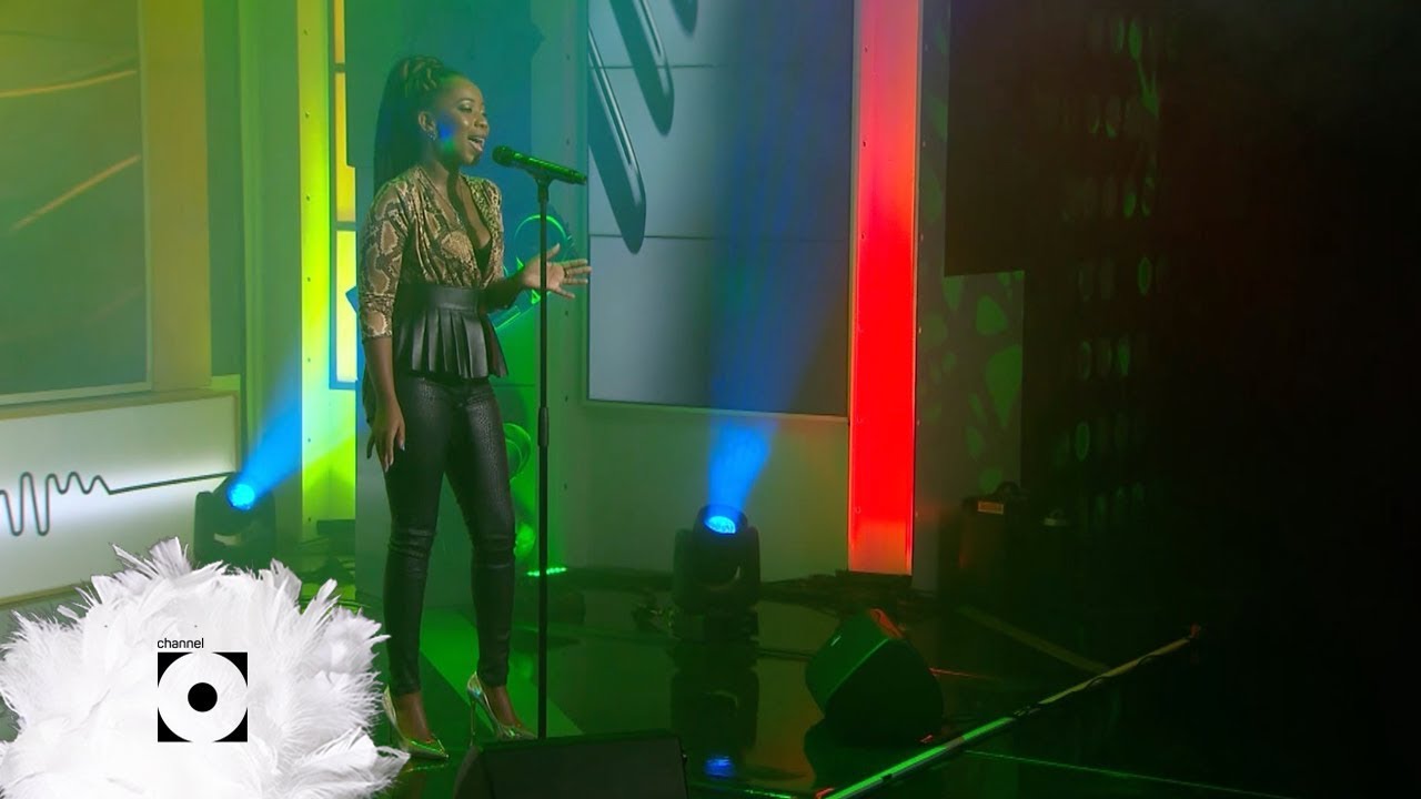 Amanda Mo Performs ’Sitsandzile (I Choose You) - Massive Music ...