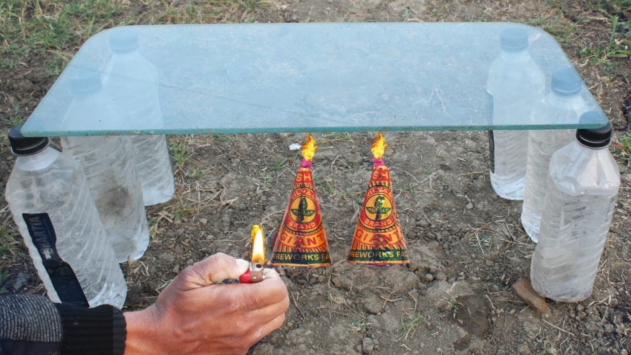 Glass V/s Fire 🔥 Anaar Cracker Experiment | कांच के नीचे अनार फटाका ...