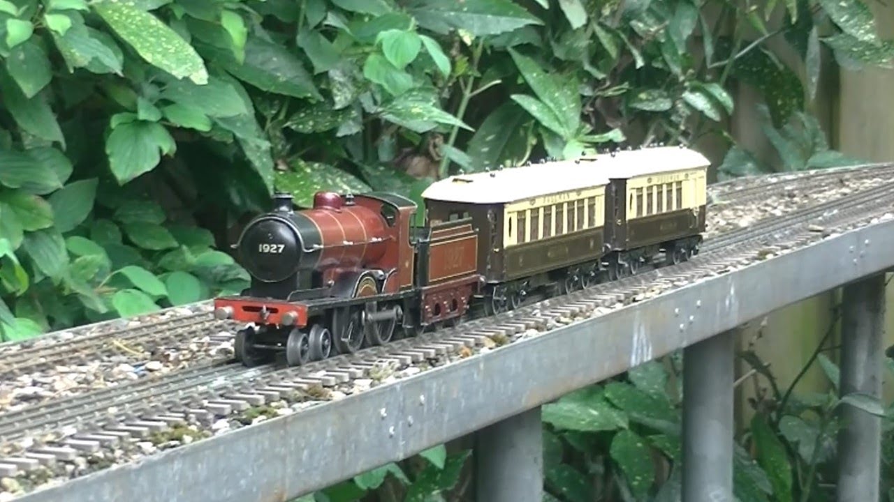 Bassett-Lowke and Hornby Tinplate Clockwork locomotives with a Hornby ...