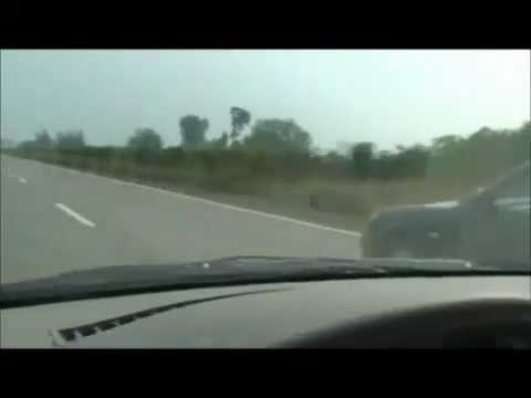 Indian roads super cars illegal racing - YouTube