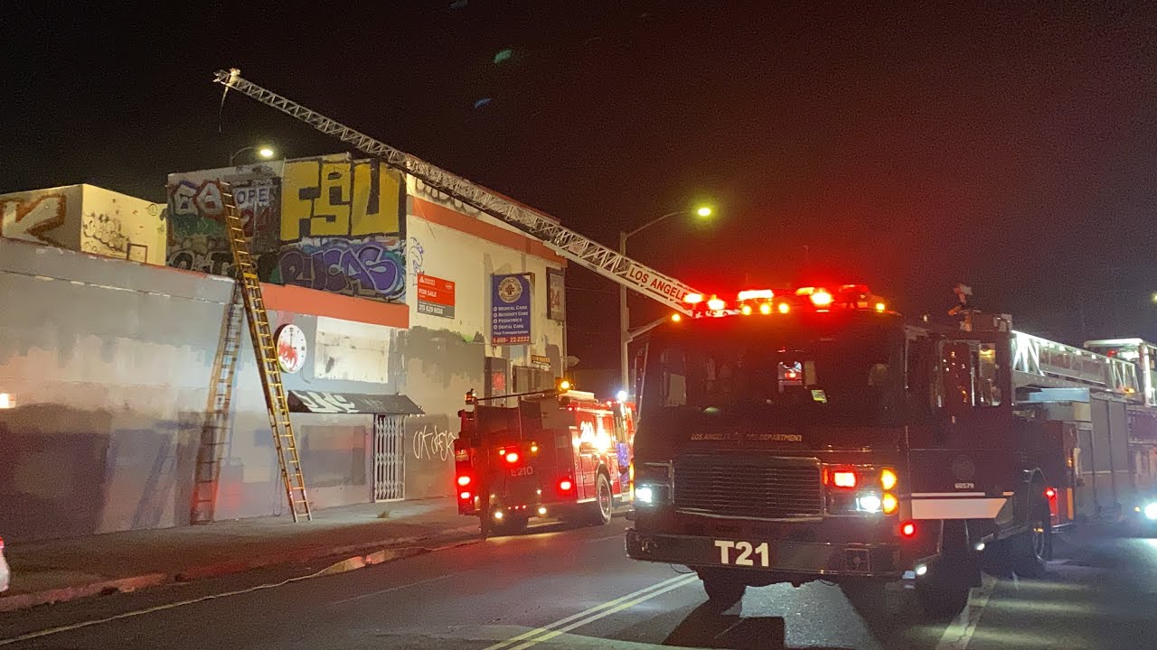 Structure Fire Response ( LAFD 10’s) - YouTube