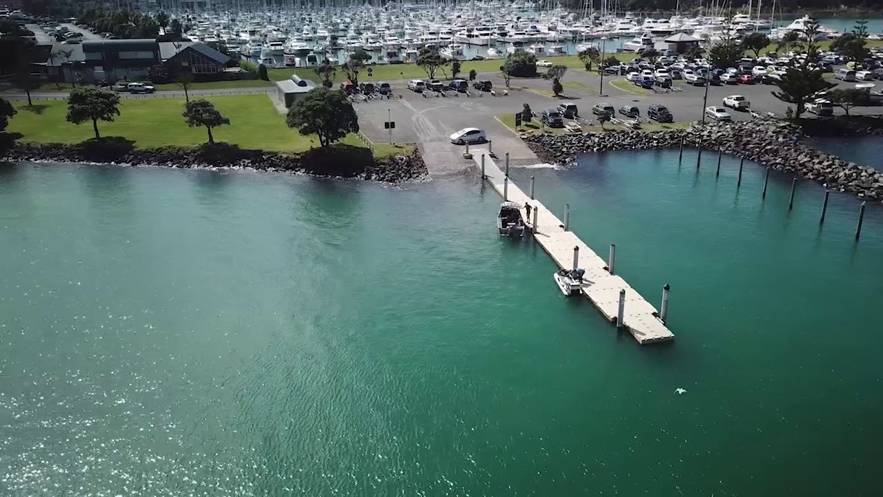 Balex Automatic Boat Loader Gulf Harbour Ramp Review - YouTube