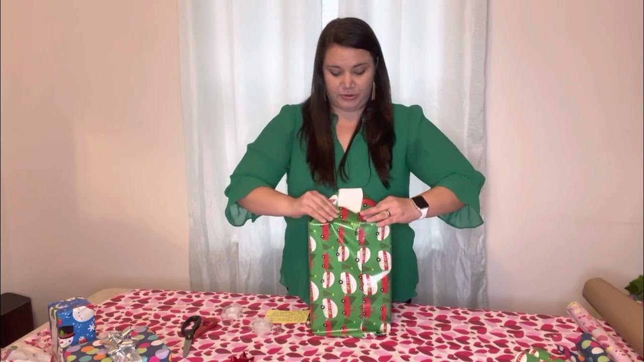 Demonstration video: How to wrap a Present - YouTube